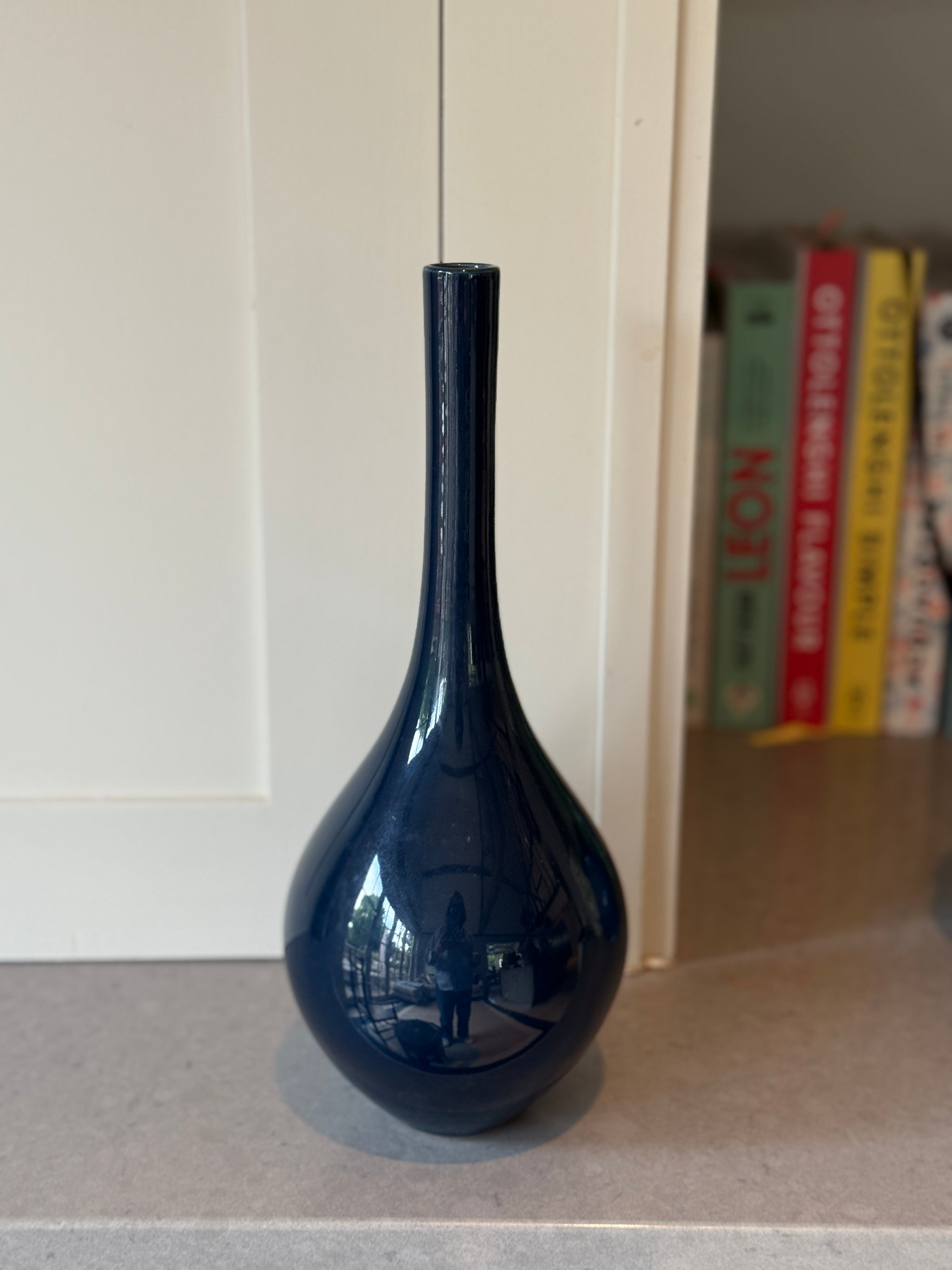 Large Navy Monochrome Bottle Neck vase