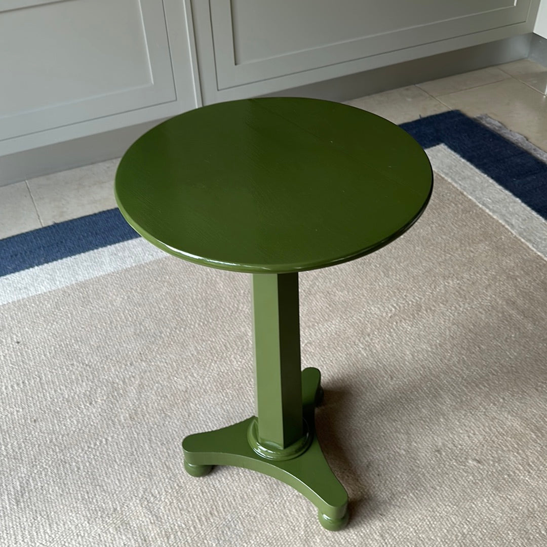 Vintage Trefoil Table in Little Green Olive Colour – Litten Tree Antiques